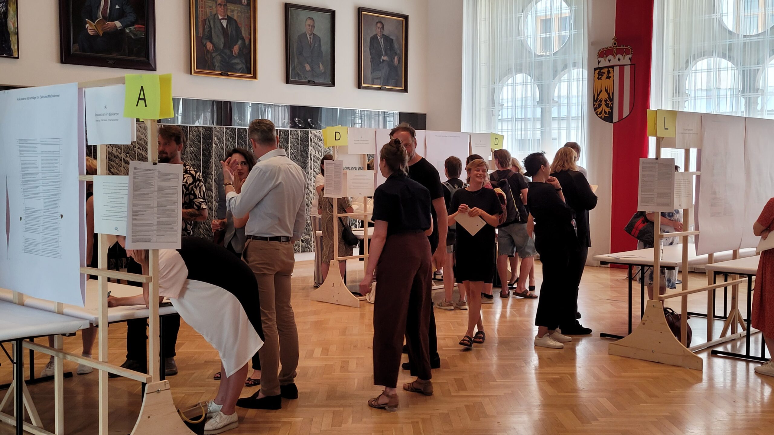 Viel Austausch und Feedback beim World Café - KEP3 Webauftritt